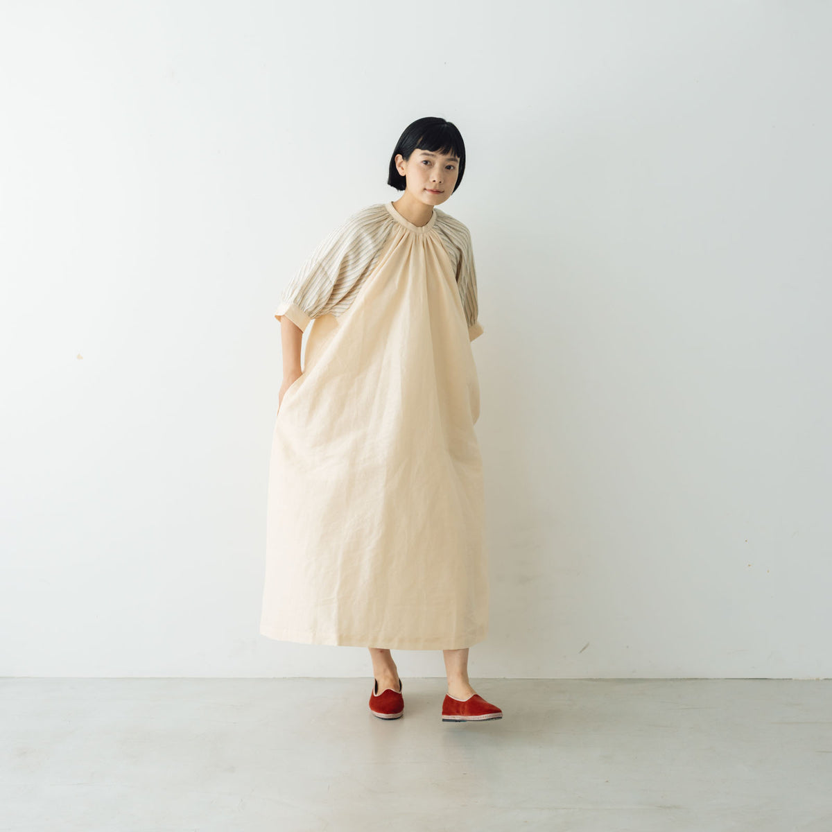 BUNON カンタスリーブドレス エクリュ ｜くらすこと公式オンラインストア